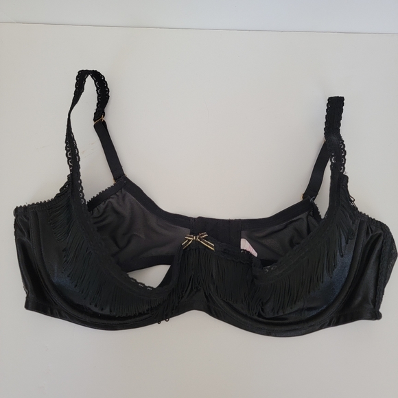 Cacique | Intimates & Sleepwear | Cacique Seriously Sexy Quarter Cup ...